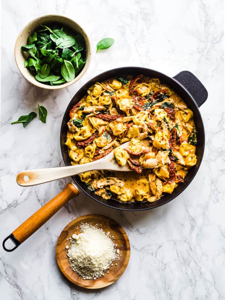 Gullash opskrift - nem ungarsk gullash med kartoffelmos