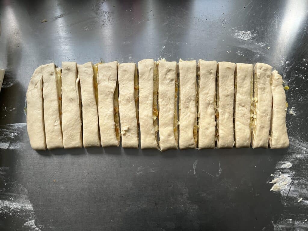 Kranse med remonce og appelsin - lækre snurrer med marcipan