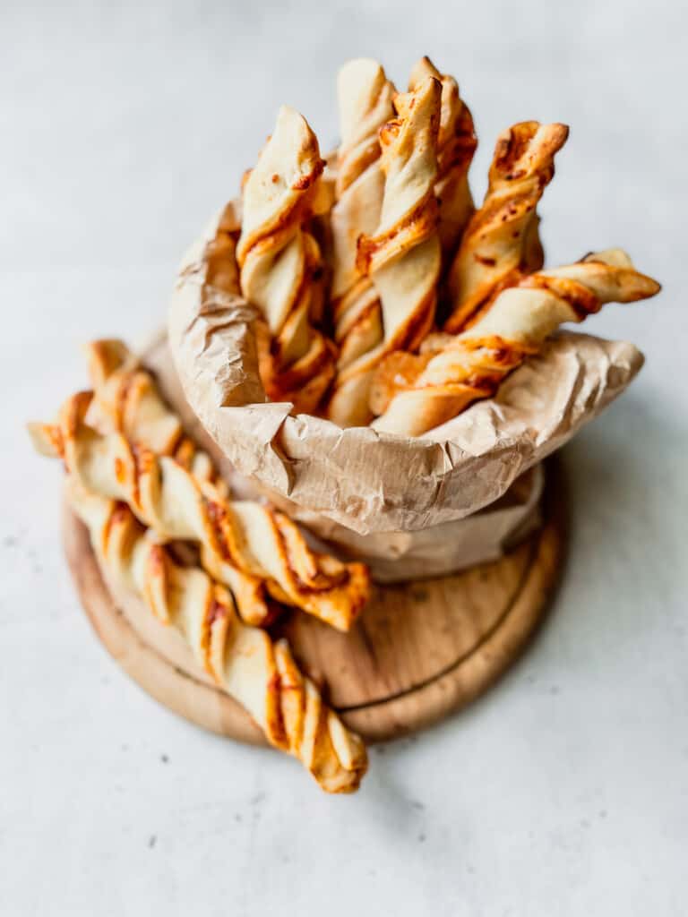 Pizza twister opskrift med færdig dej - nem og hurtig snack